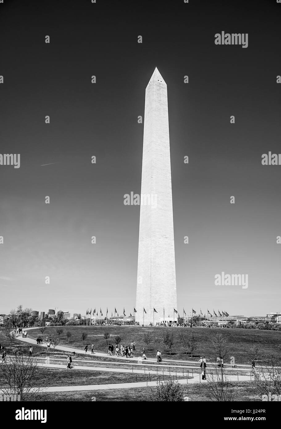 Famous Washington Monument in the City of Washington DC - WASHINGTON DC ...