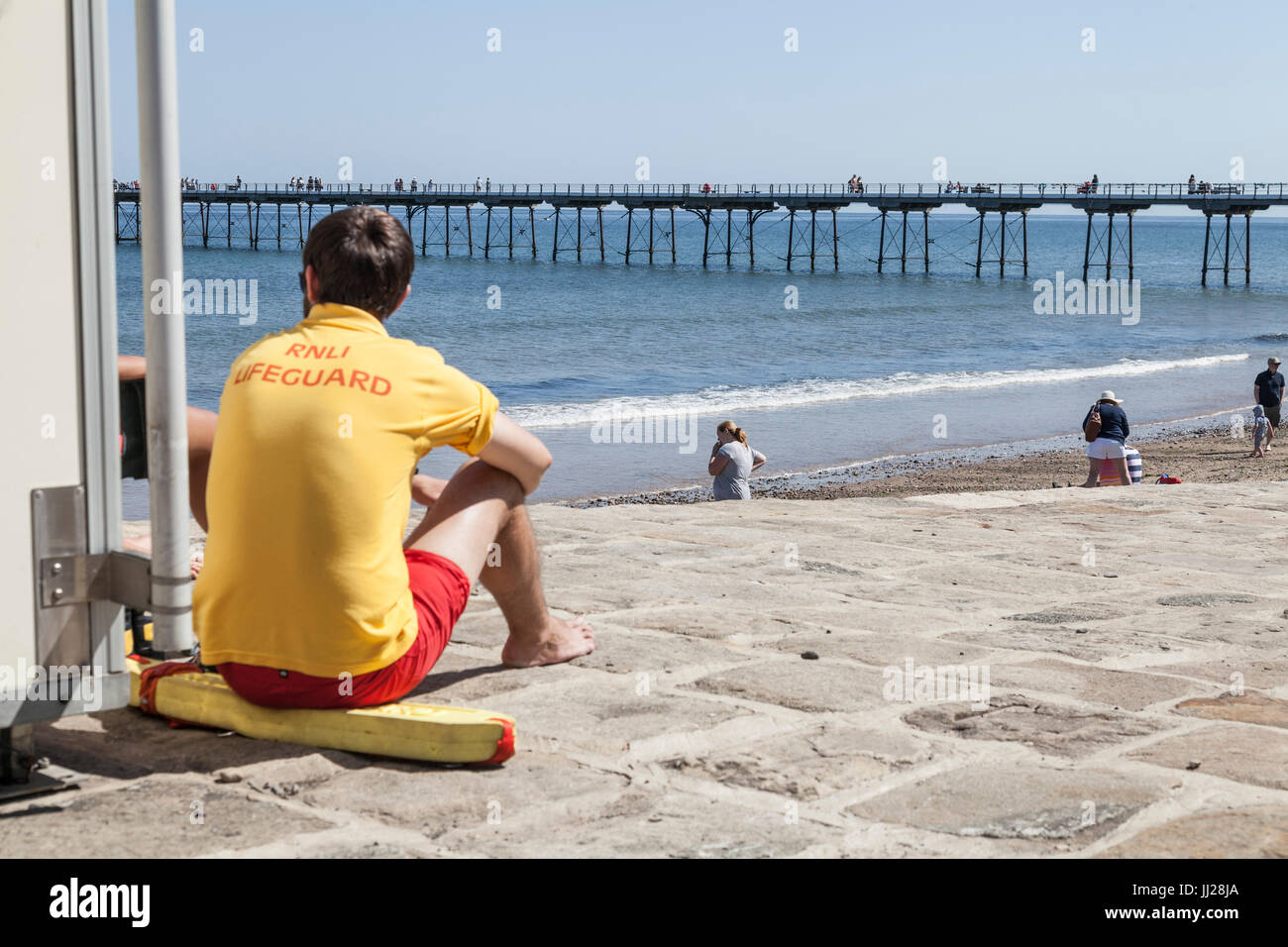 Female lifeguards hi-res stock photography and images - Alamy