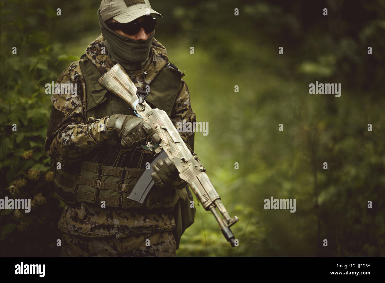 Military helmet wearing goggles hi-res stock photography and images - Alamy