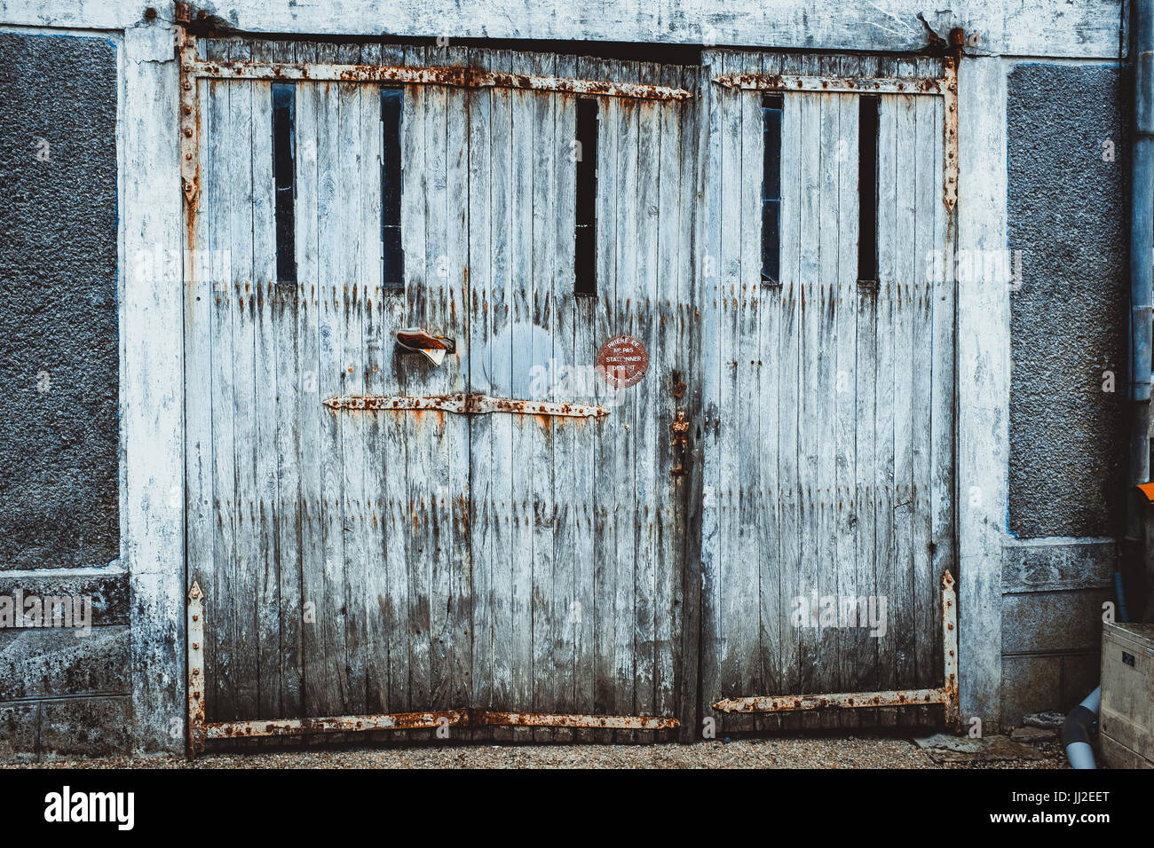 Old french gates hi-res stock photography and images - Alamy