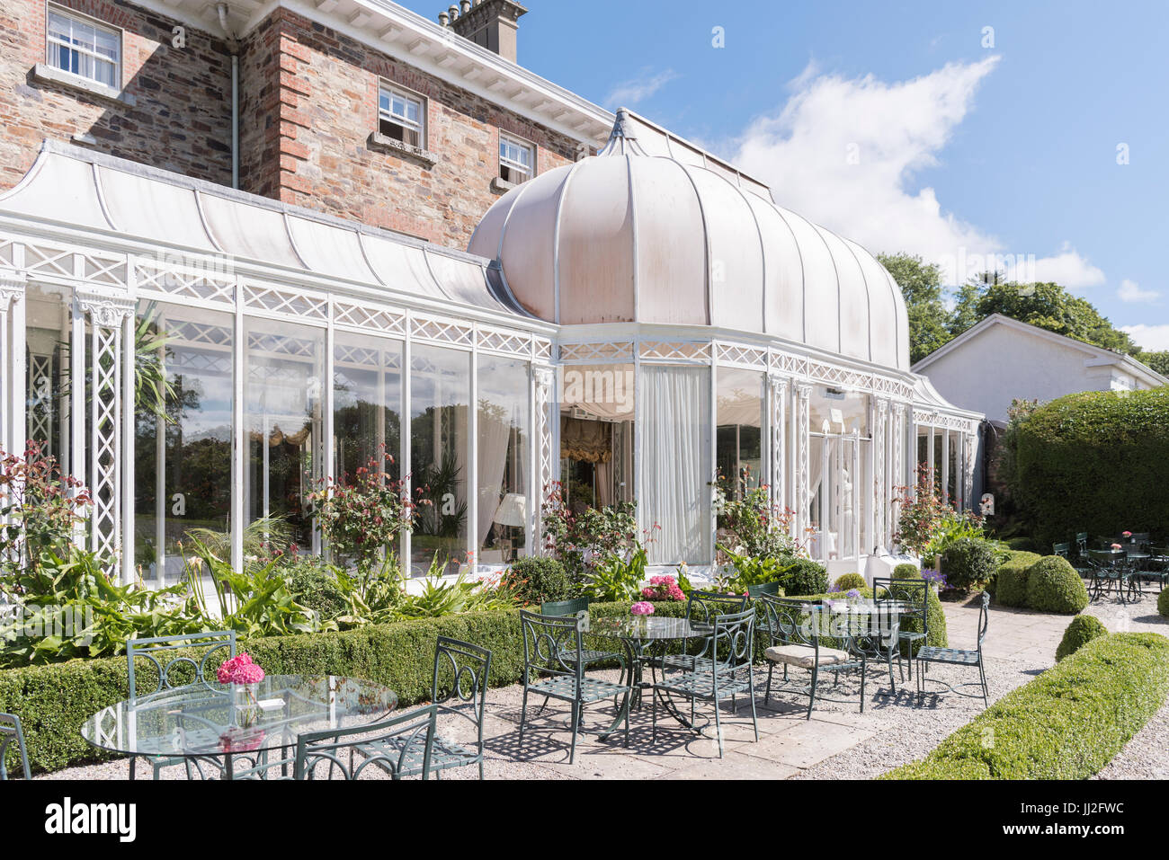 County house hotel reception hi-res stock photography and images - Alamy