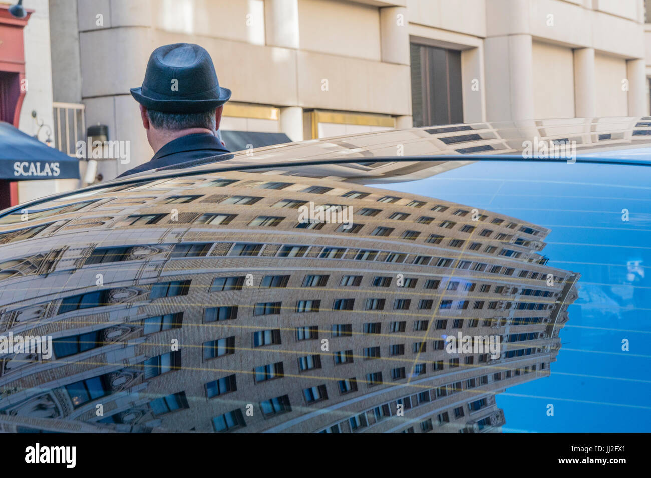 Limo driver hi-res stock photography and images - Alamy