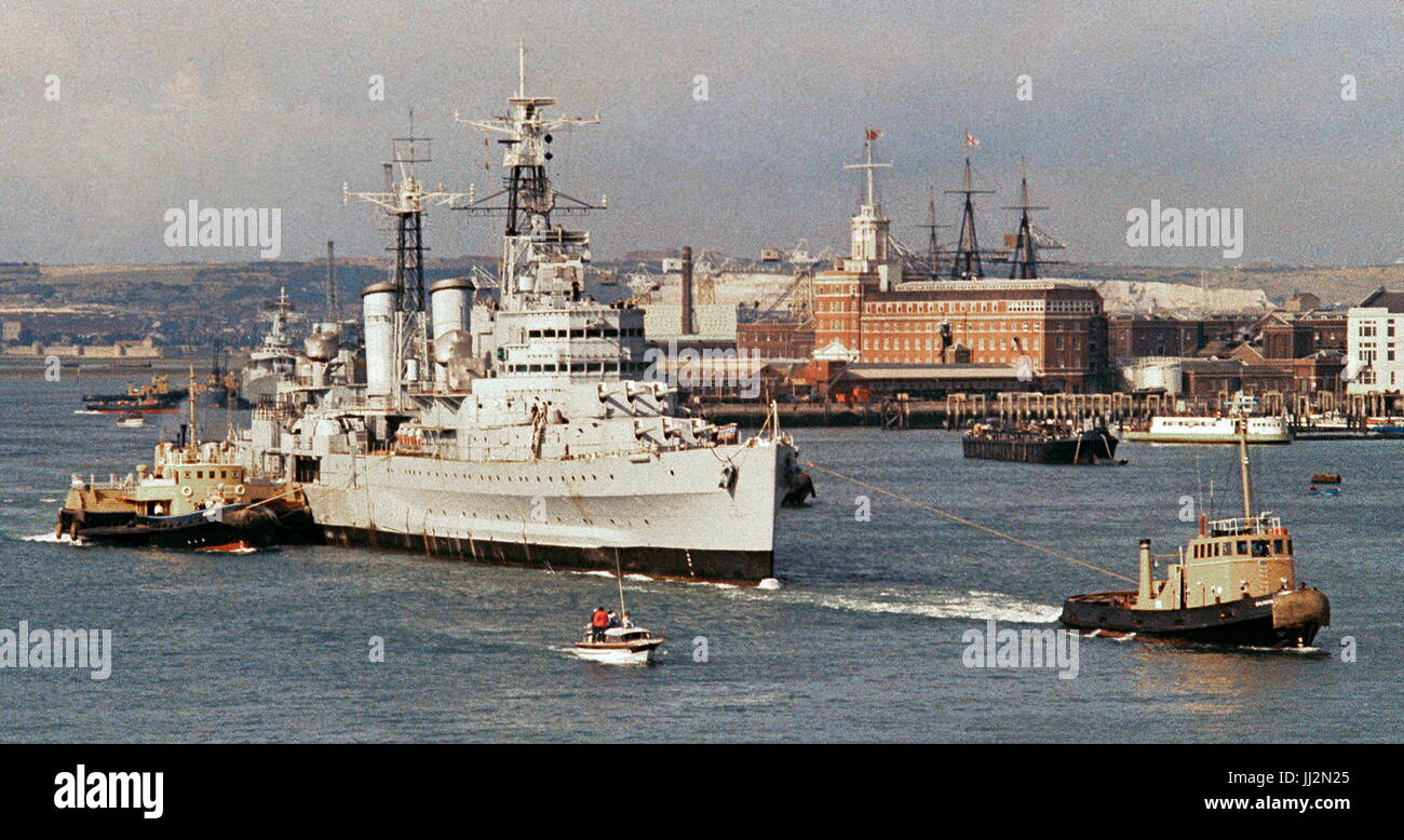 AJAXNETPHOTO. 2ND SEPTEMBER, 1971. PORTSMOUTH, ENGLAND, - CRUISER FOR ...