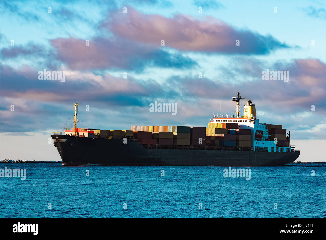 Brand new container ship hi-res stock photography and images - Alamy