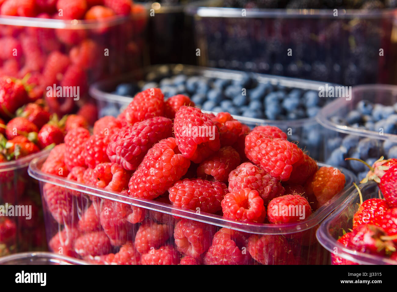 Fresh berries on display hi-res stock photography and images - Alamy