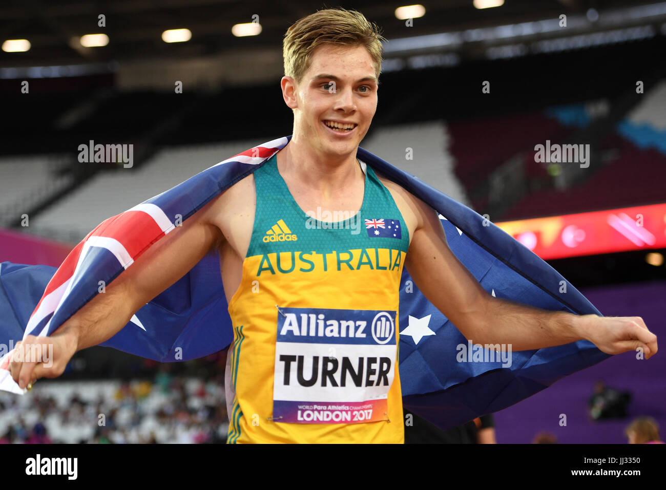Australia's James Turner celebrates winning the Men's 200m T36 final ...