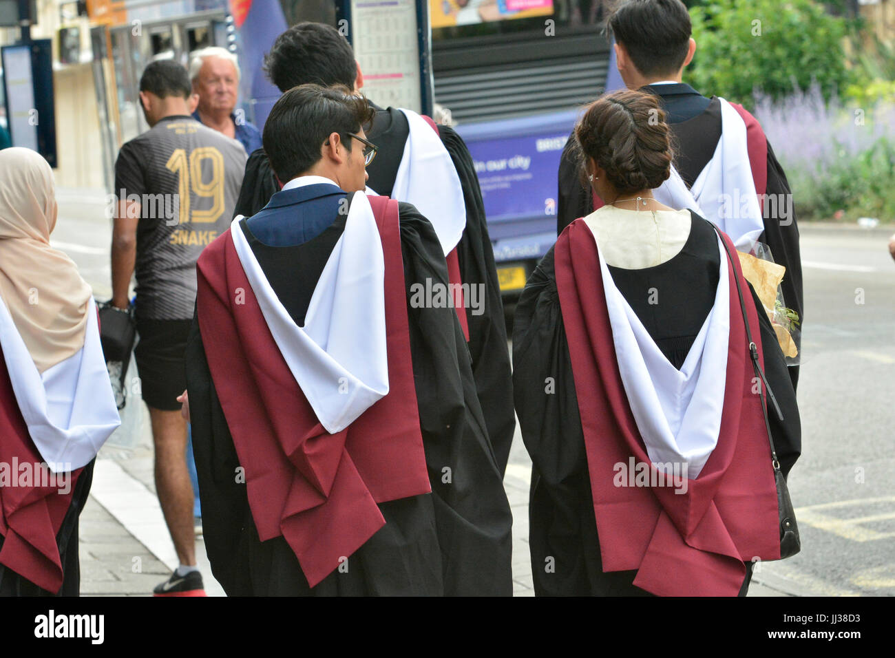 University of bristol graduation hi-res stock photography and images ...