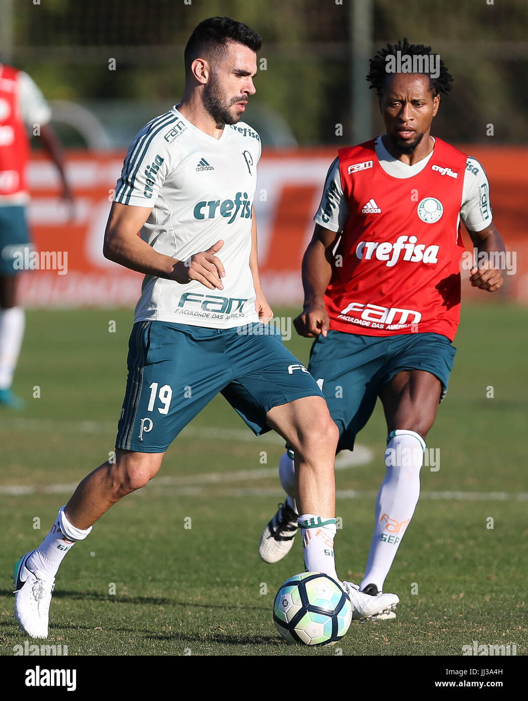 SÃO PAULO, SP - 17.07.2017: TREINO DO PALMEIRAS - Players Bruno Henrique and Zé Roberto (D ...