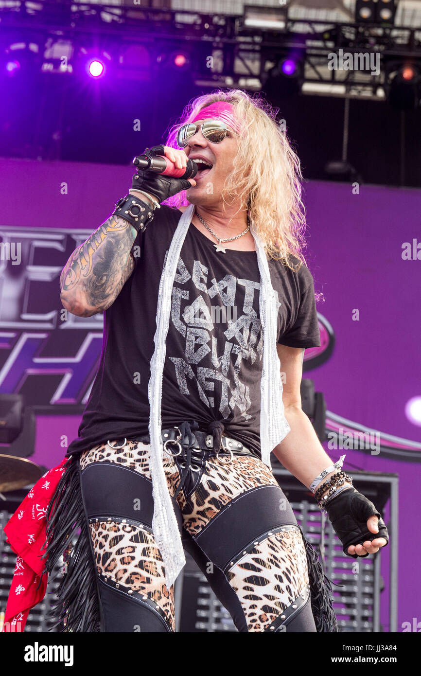 Bridgeview, Illinois, USA. 15th July, 2017. MICHAEL STARR of Steel ...
