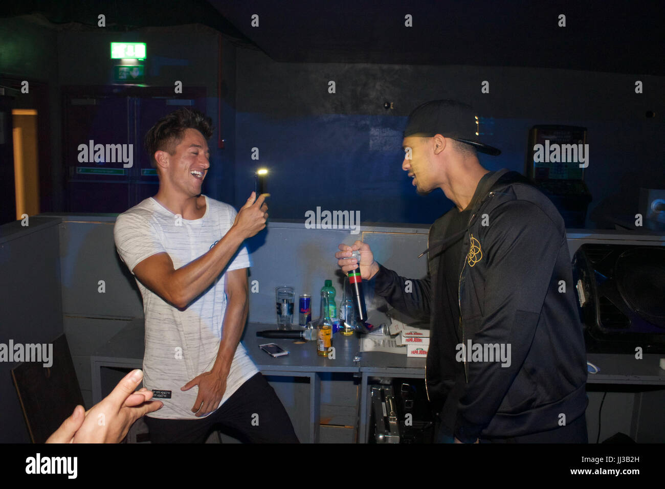 Ibiza Weekender star Deano Baily gets intimate with pretty blonde ...