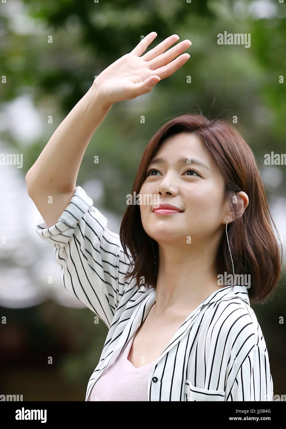S. Korean actress Lee Elijah South Korean actress Lee Elijah poses for ...