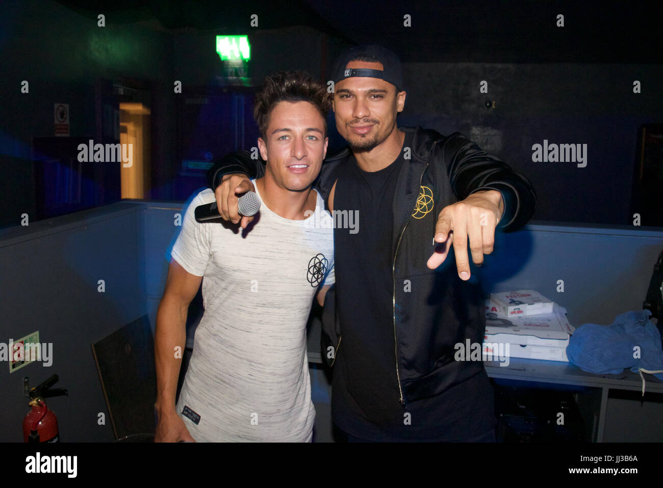 Ibiza Weekender star Deano Baily gets intimate with pretty blonde ...