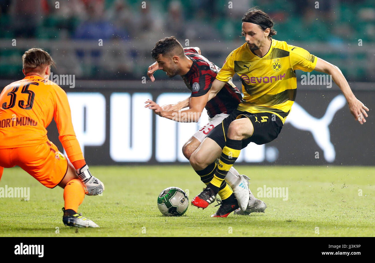 Neven subotic hi-res stock photography and images - Alamy