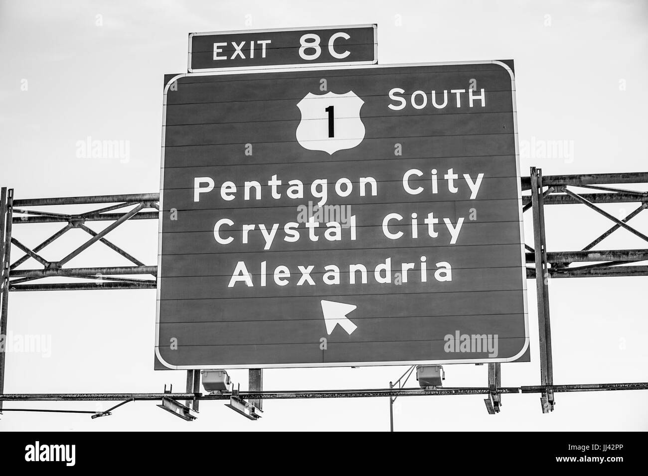 Pentagon city hi-res stock photography and images - Alamy