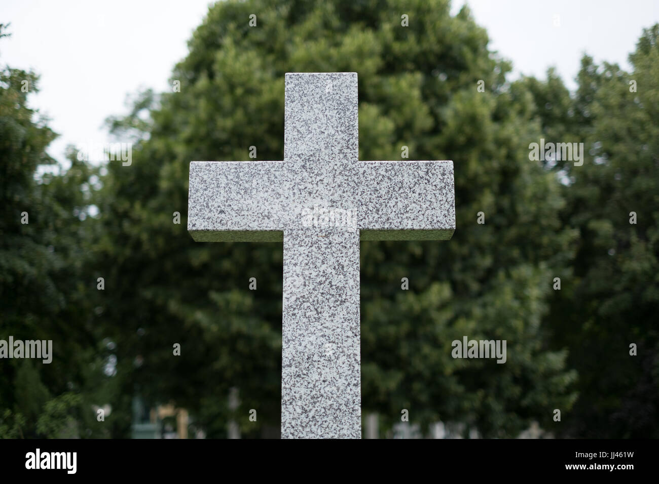 gravestone, stone cross on cemetery / graveyard Stock Photo - Alamy