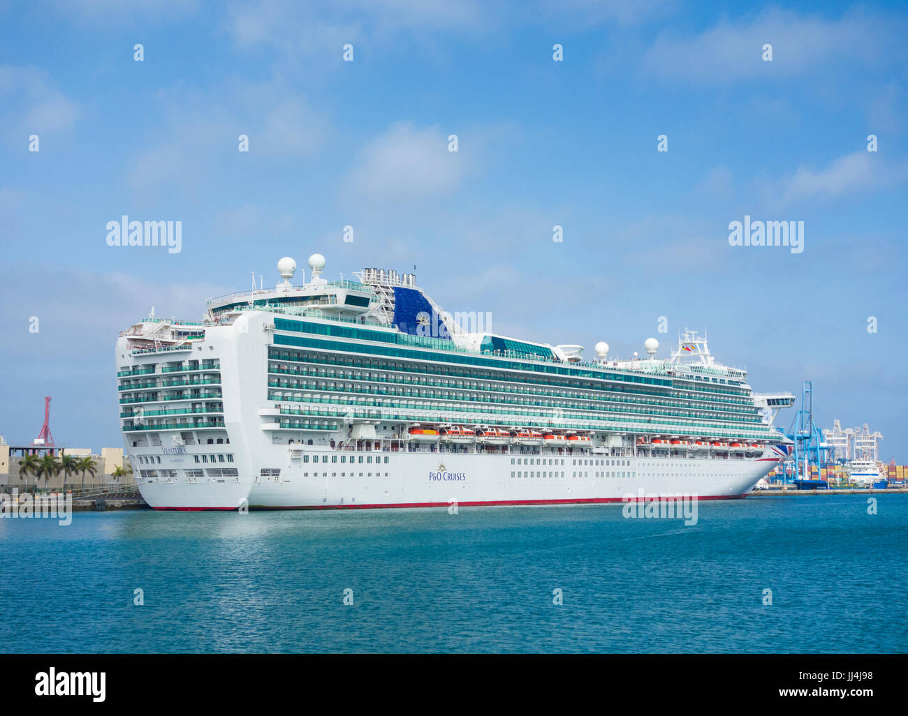 P&O cruise ship Ventura in Las Palmas port on Gran Canaria, Canary ...