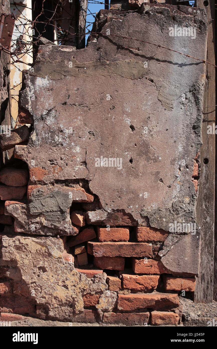 Cores of bricks hi-res stock photography and images - Alamy