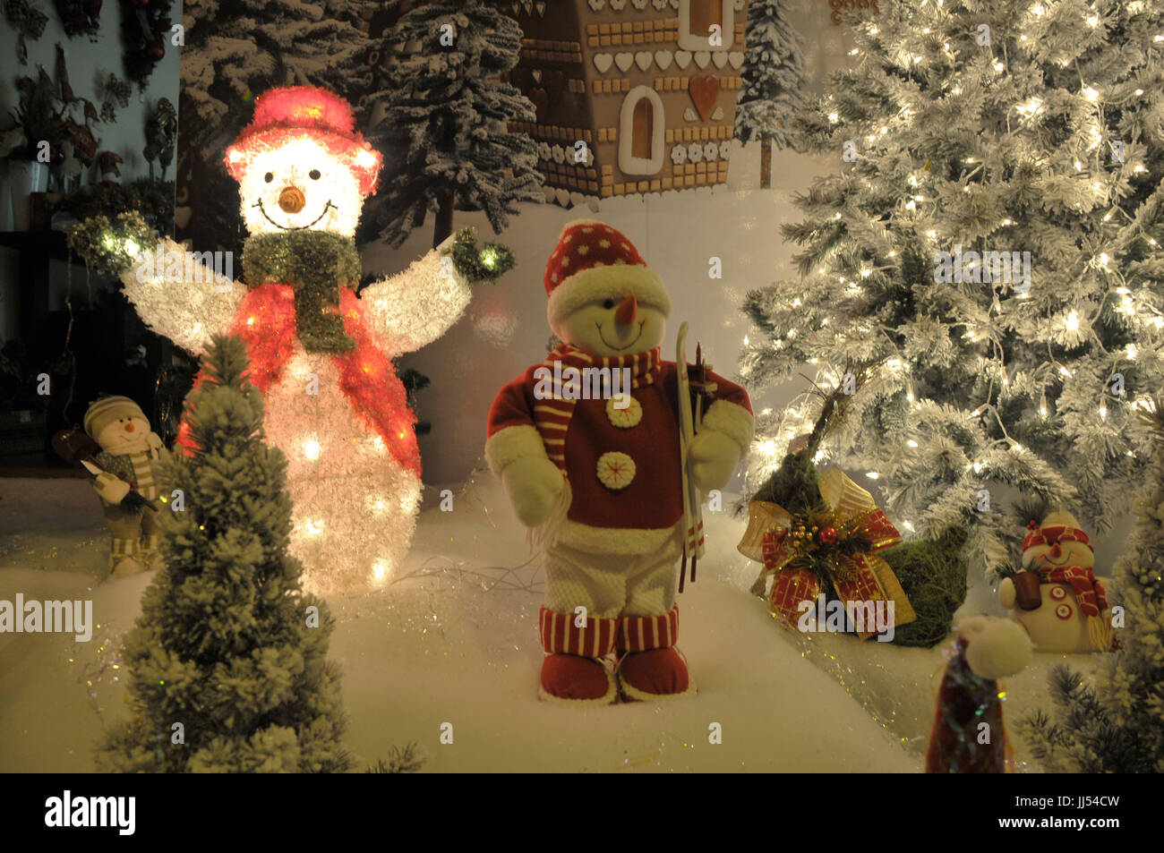 Snowman details hi-res stock photography and images - Alamy
