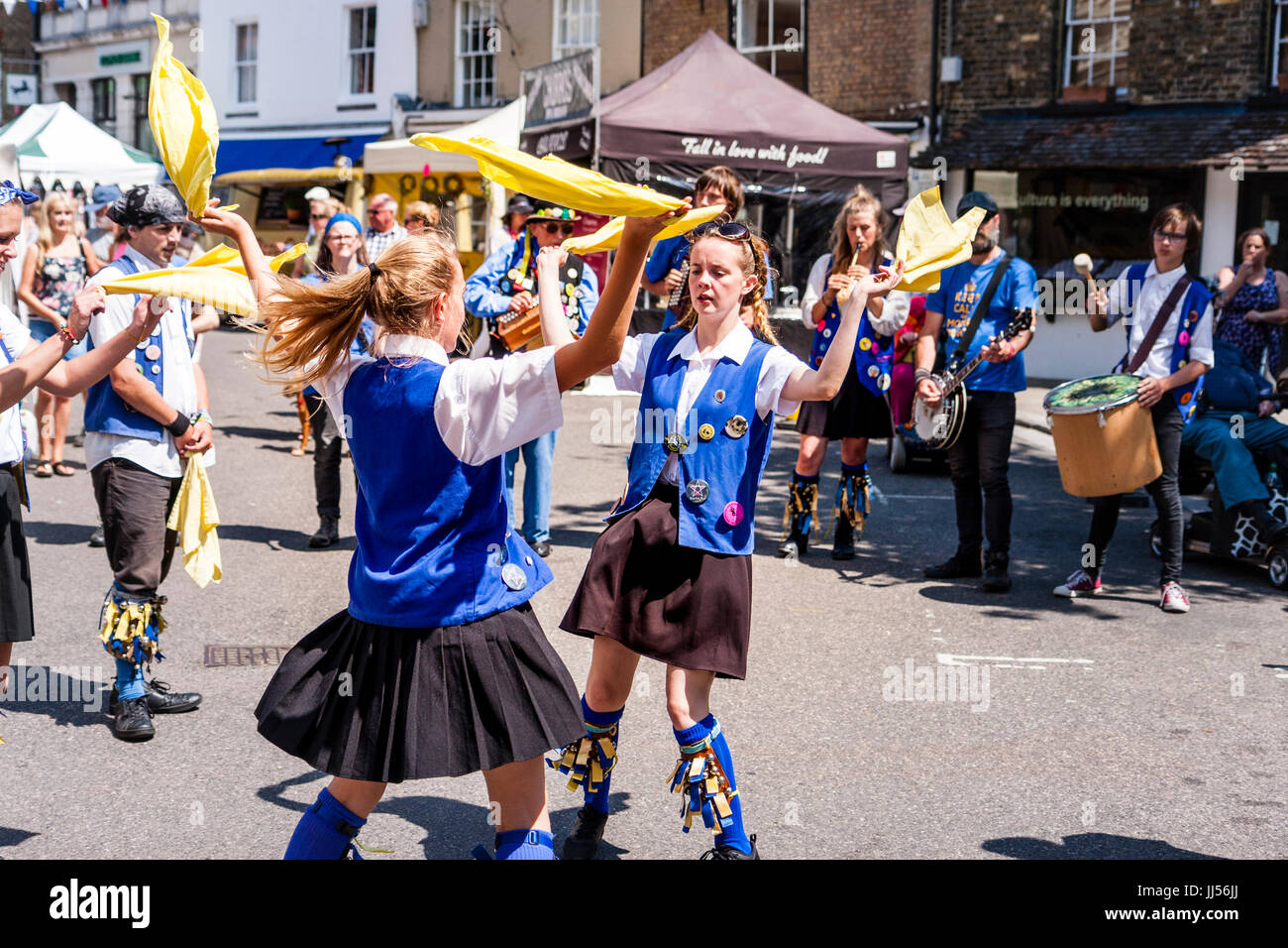 English morris dancing hi-res stock photography and images - Alamy