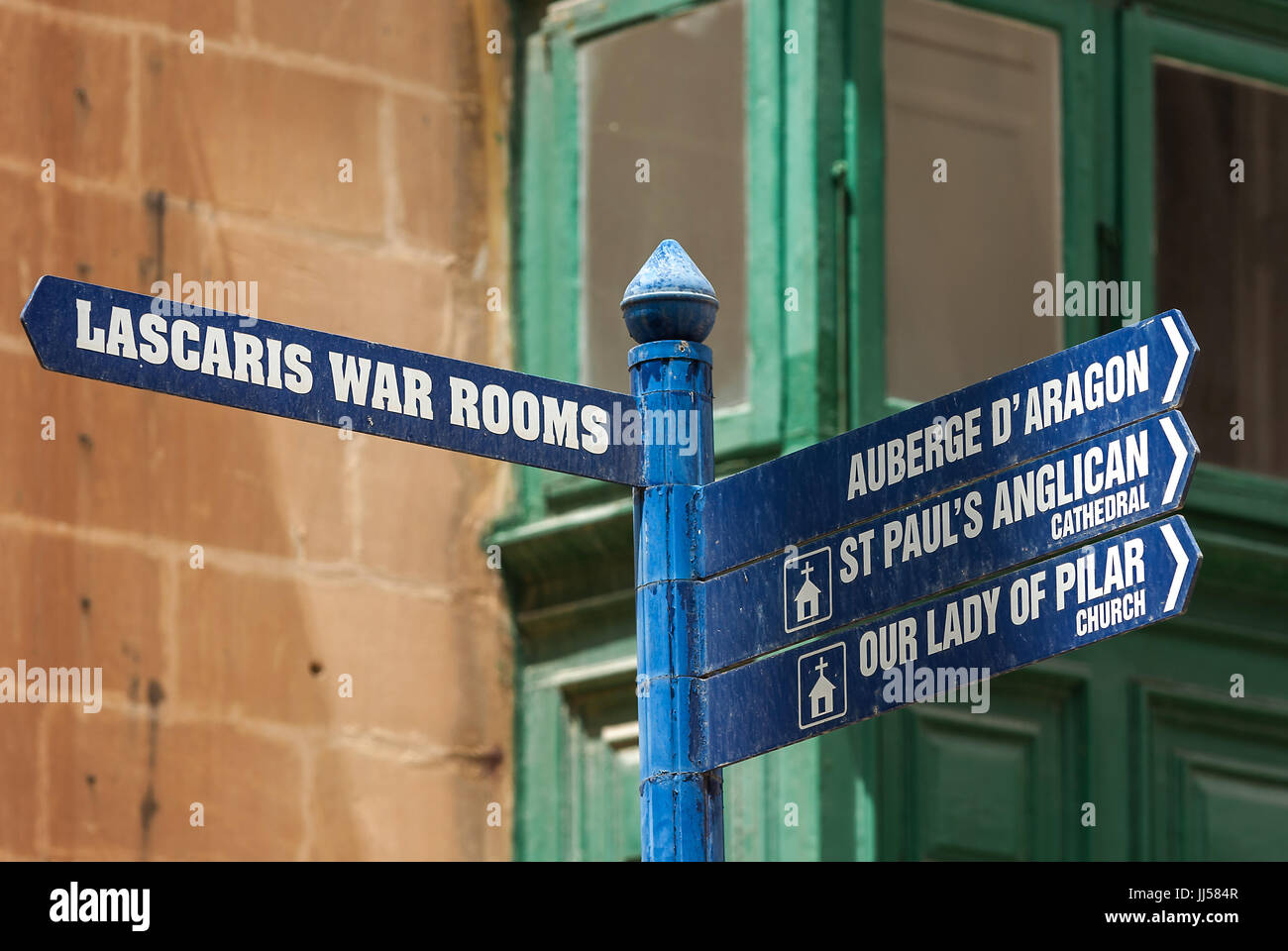 Malta road signs hi-res stock photography and images - Alamy