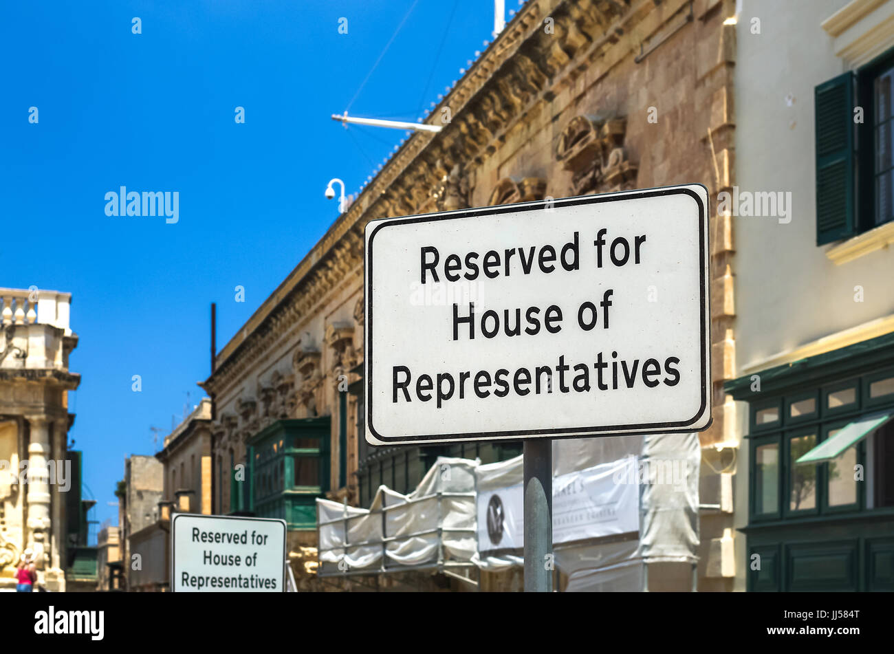 Malta road signs hi-res stock photography and images - Alamy