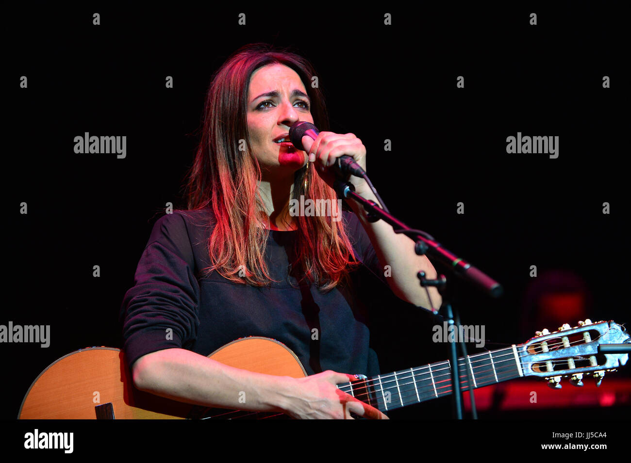 Bebe performing at Fillmore Miami Beach at the Jackie Gleason Theater ...