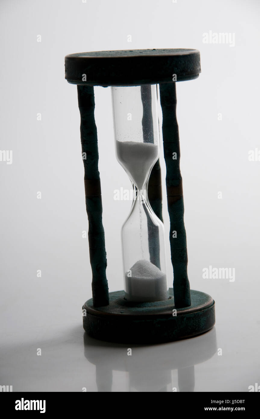White hourglass shapes hi-res stock photography and images - Alamy