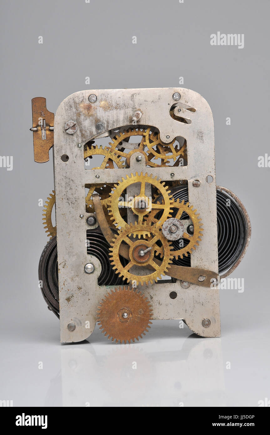 Gear clock hi-res stock photography and images - Alamy