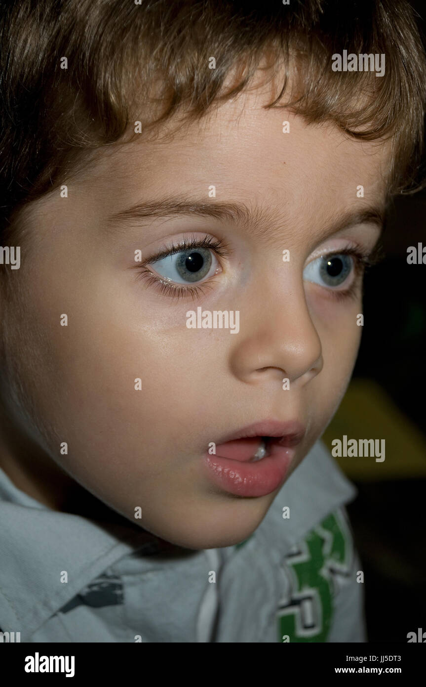 Scared child, kid, child, Brazil Stock Photo - Alamy