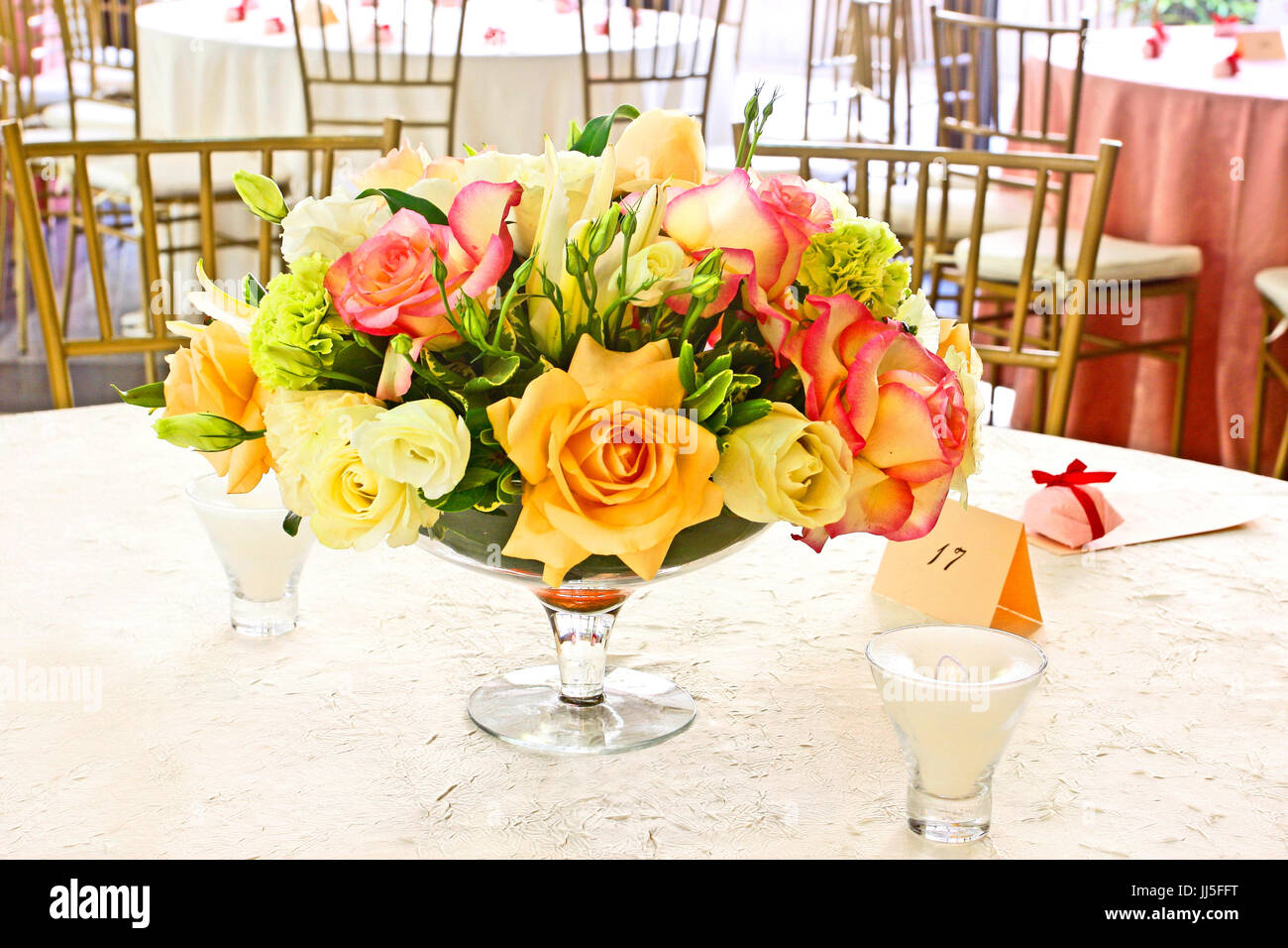 Table, flower, arrangement, Brazil Stock Photo - Alamy