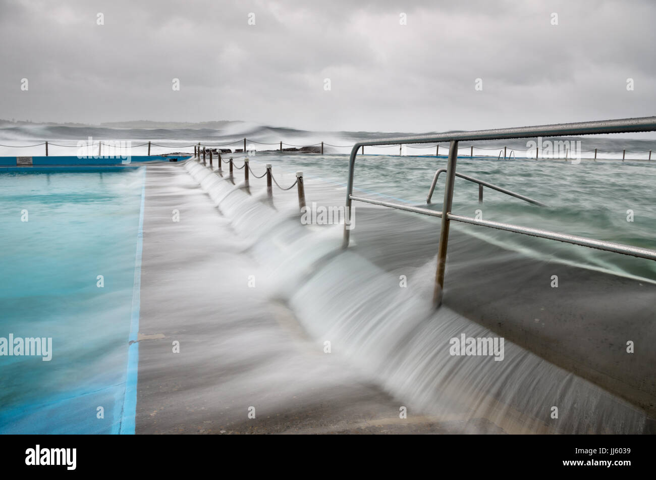 Dee why pool sydney hi-res stock photography and images - Alamy