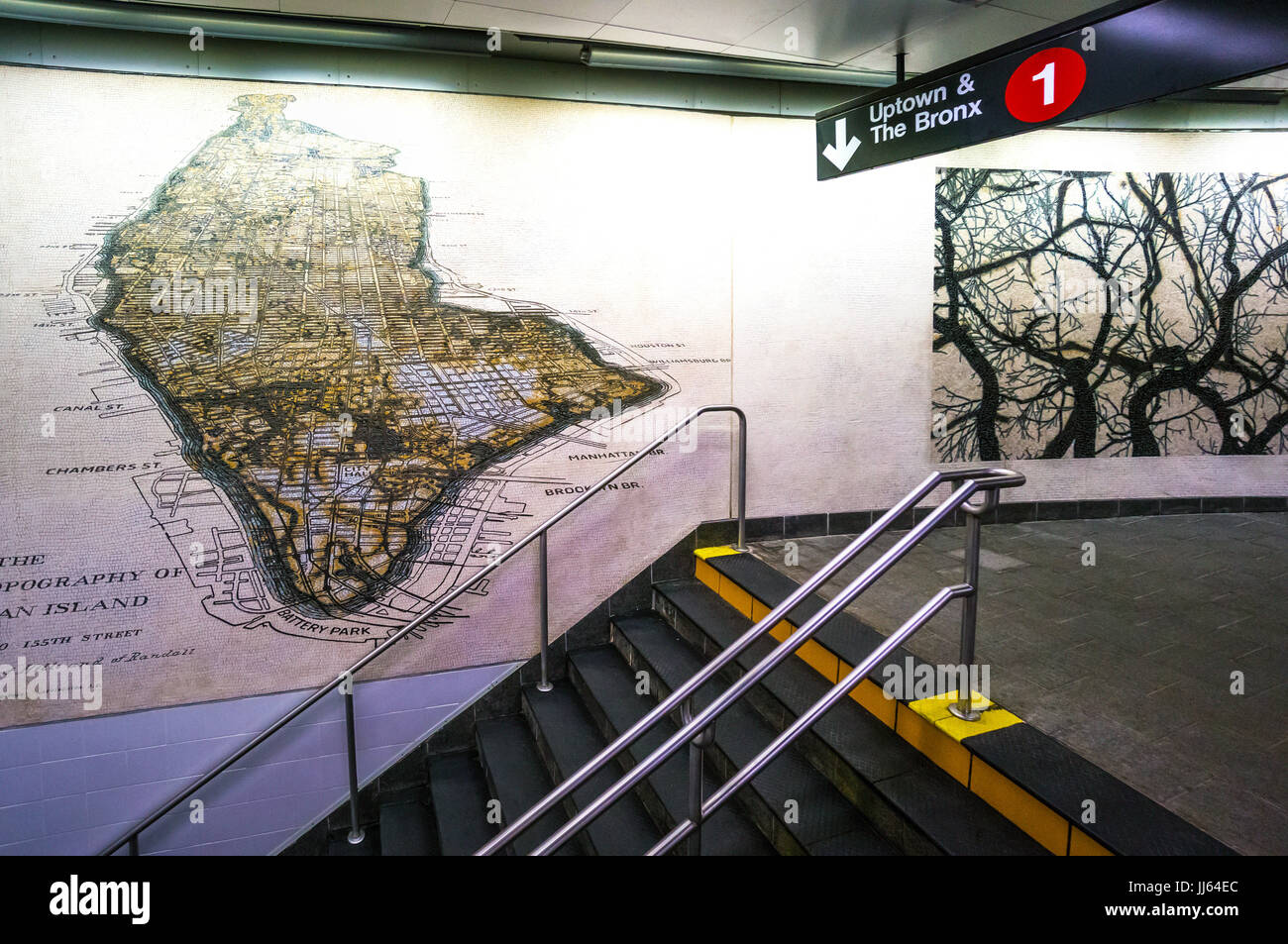 Manhattan trains hi-res stock photography and images - Alamy