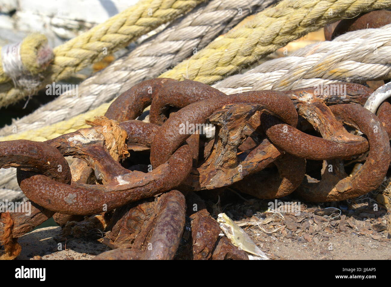 Worn out Boat Ropes Stock Photo - Alamy