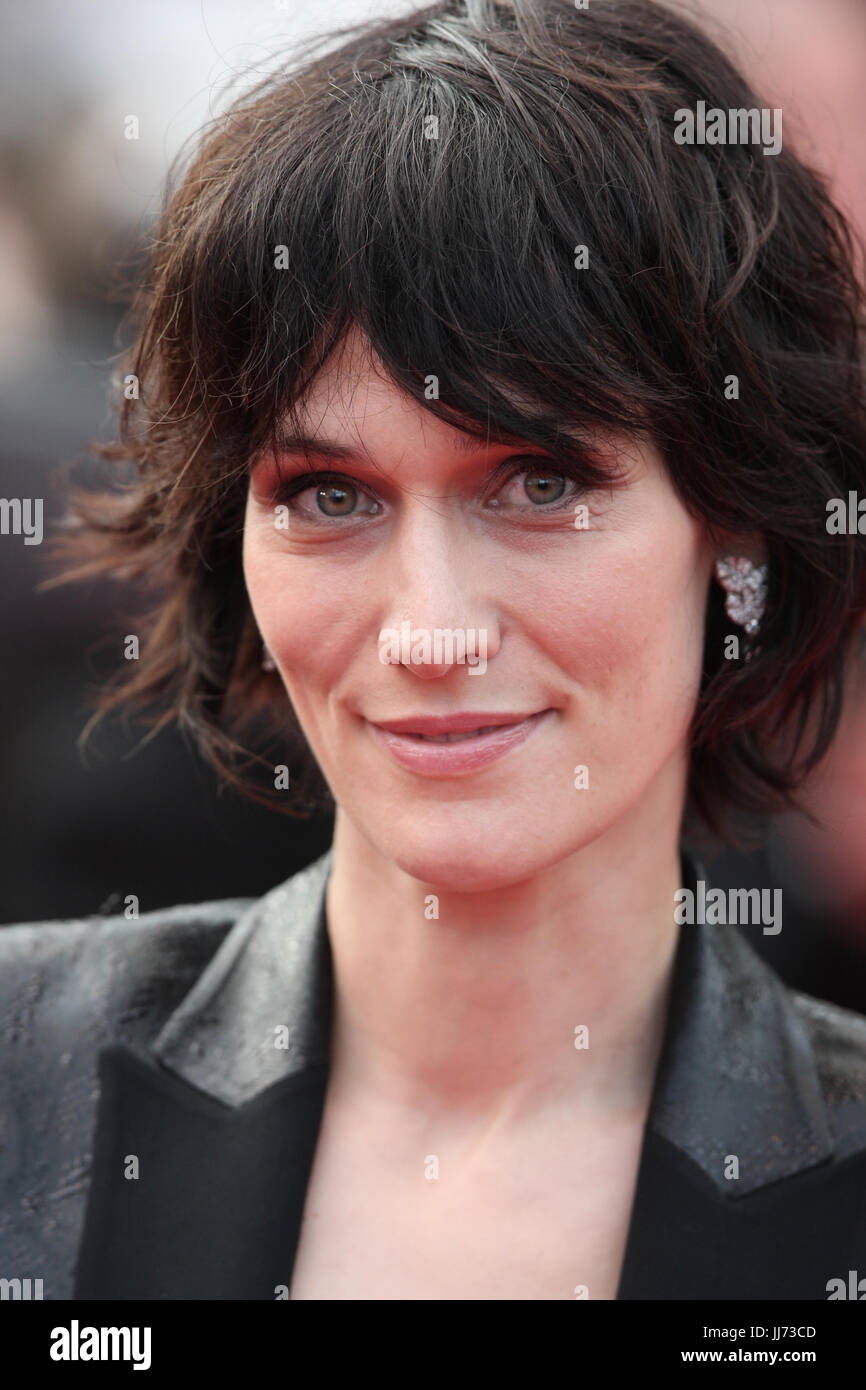 Sarah Barzyk attends the Twin Peaks' premiere during the 70th annual ...