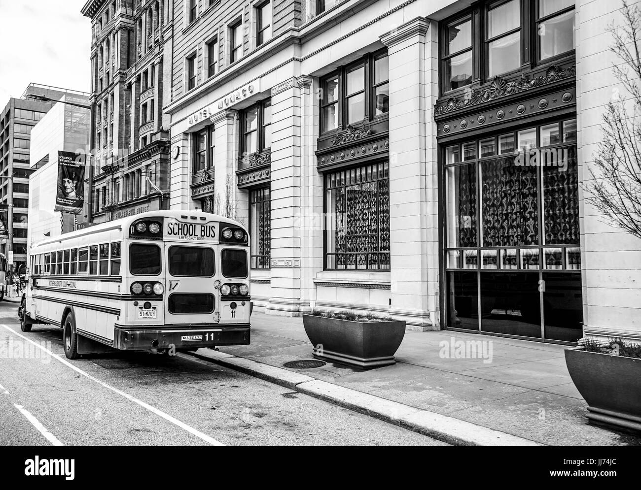 Philadelphia bus hi-res stock photography and images - Alamy