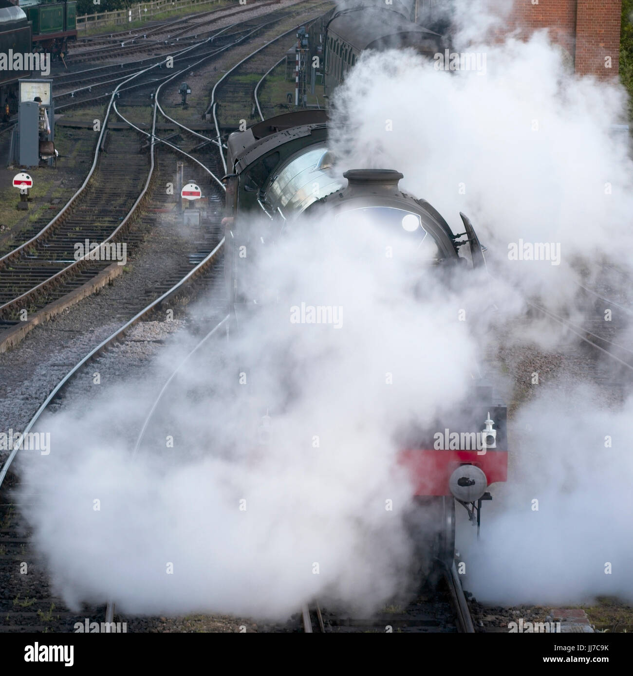 Loco movement hi-res stock photography and images - Alamy