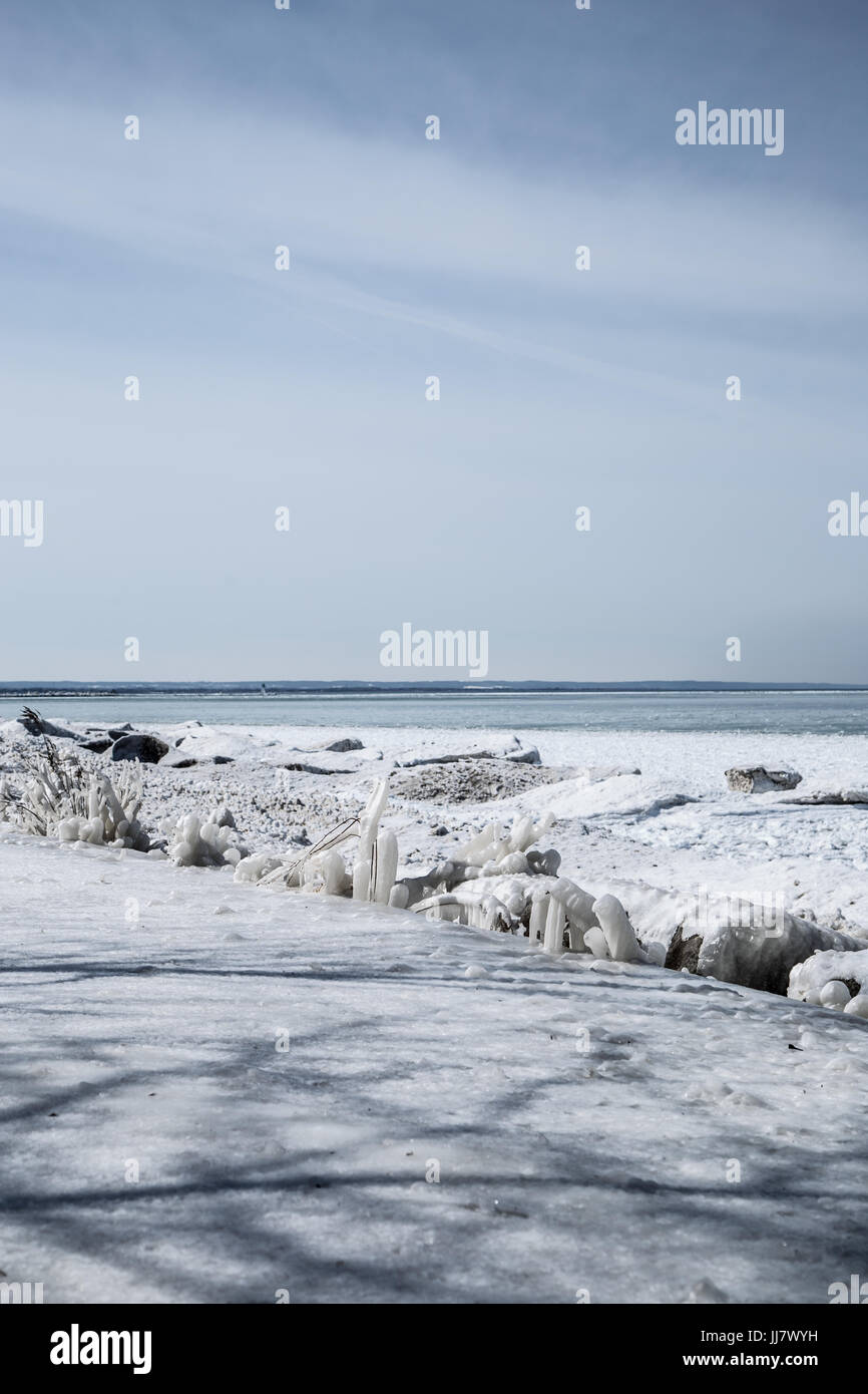 Snowy beach hi-res stock photography and images - Alamy
