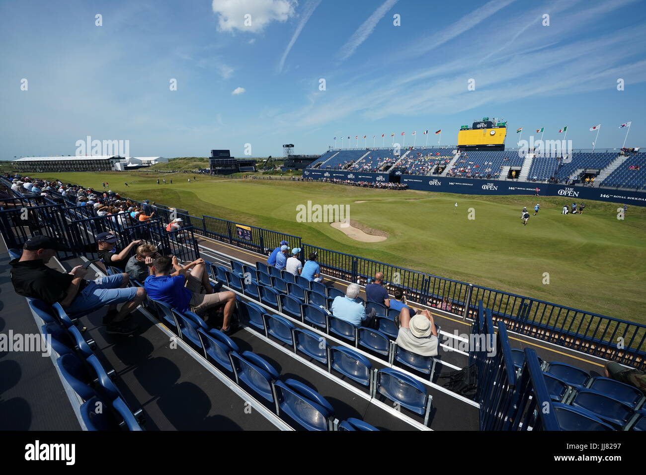 Grandstand picture hi-res stock photography and images - Alamy