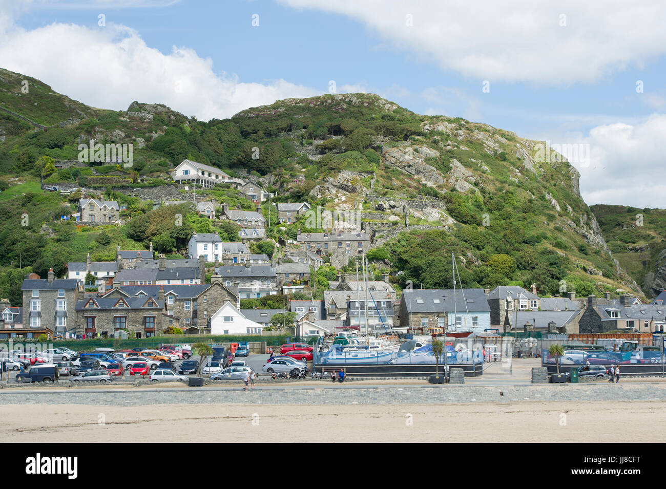 A view of the town and beach at the seaside town of Barmouth in Wales ...