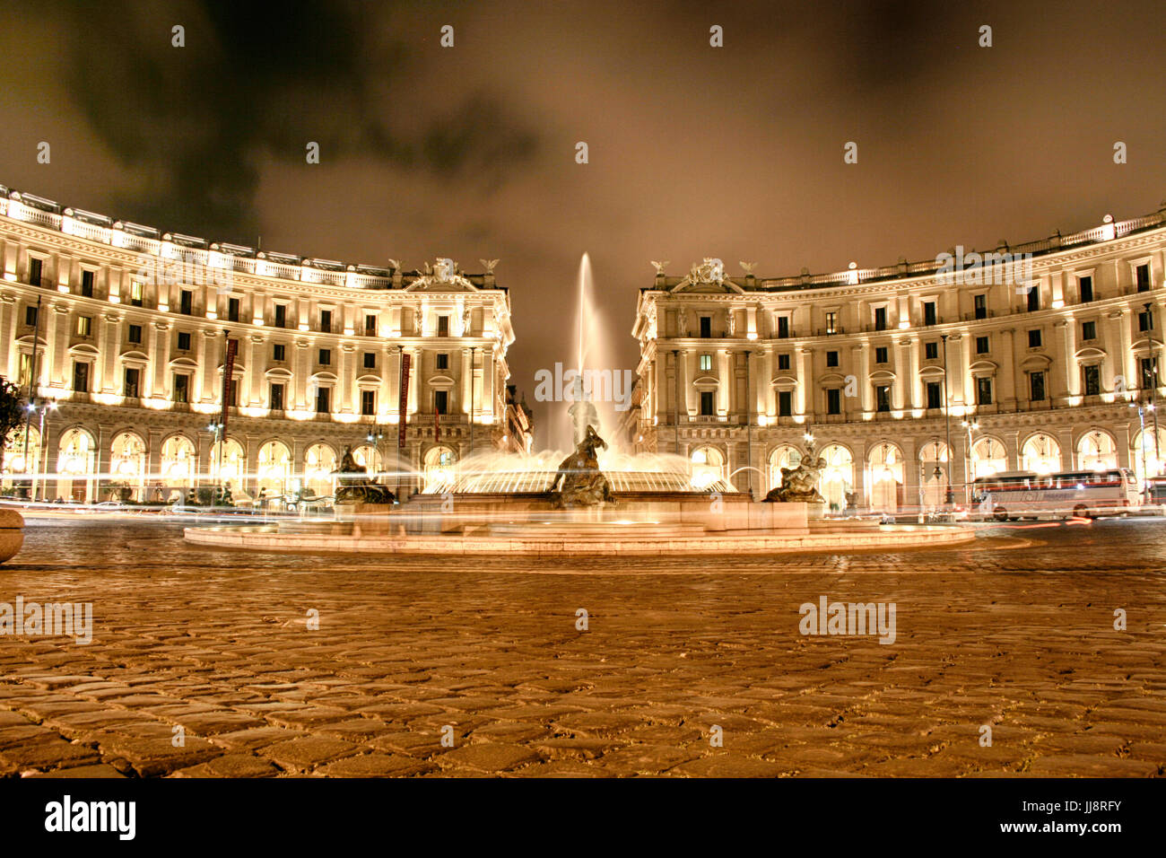 The Fountain at Piazza della Repubblica and Piazza Esedra in Rome ...