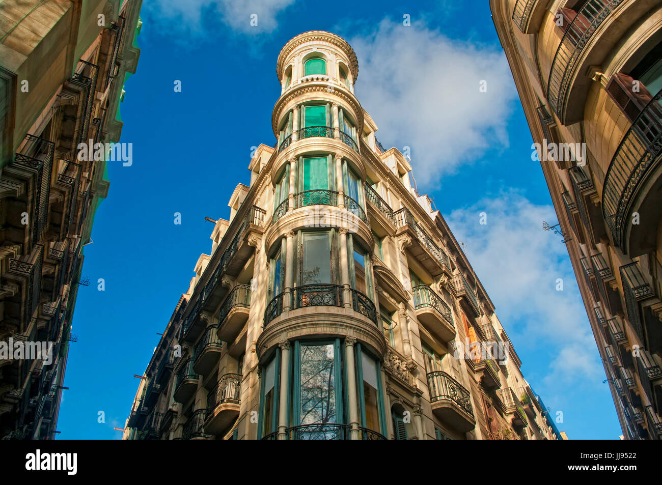 Old european building hi-res stock photography and images - Alamy