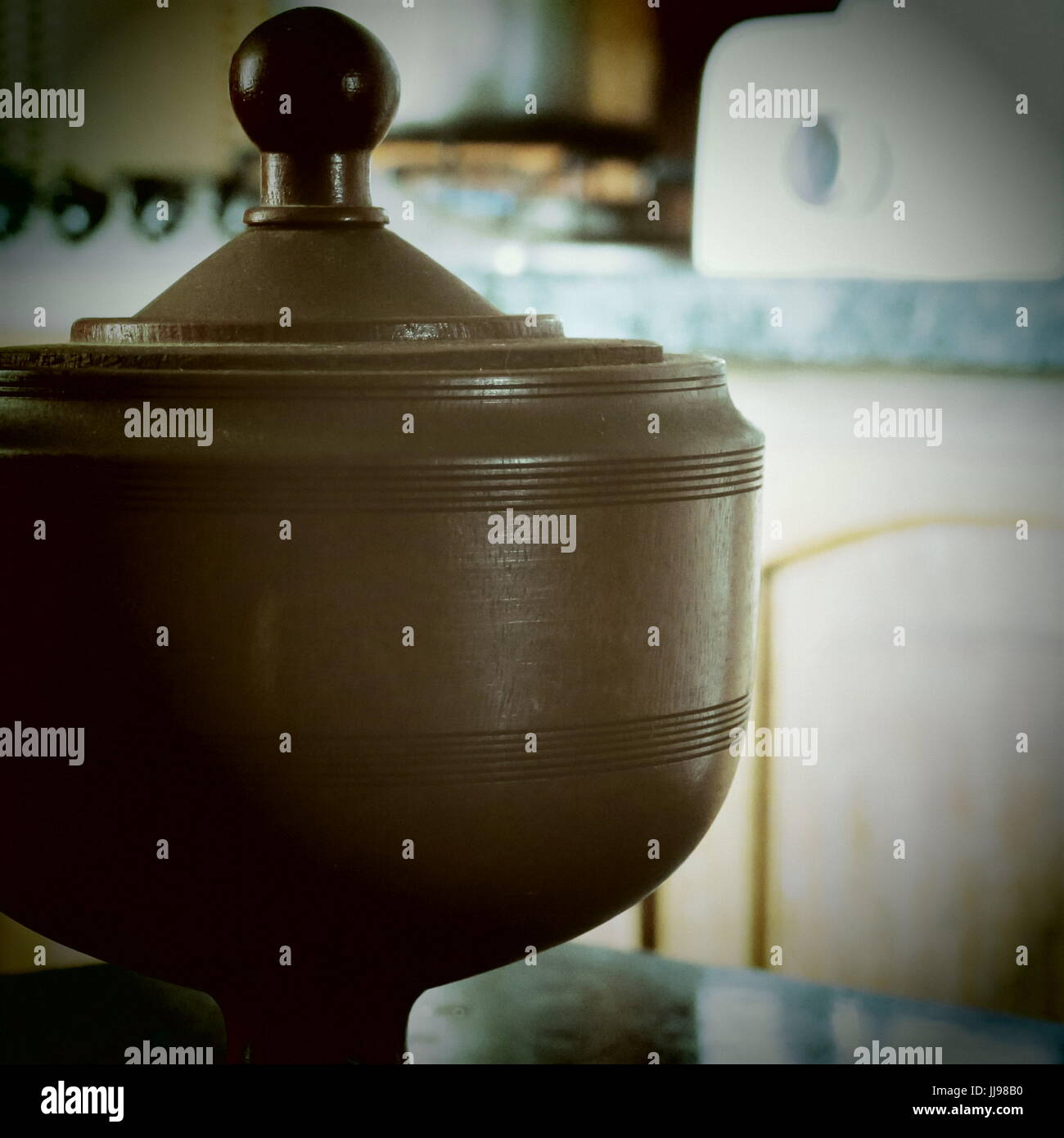 grinding pot on table closed Stock Photo - Alamy