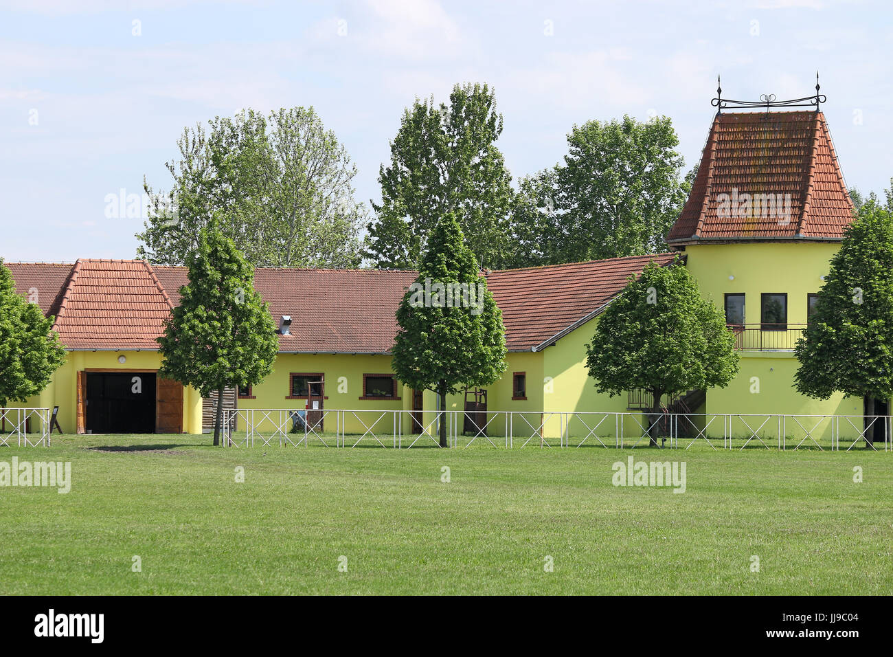 ranch with horse stable Stock Photo - Alamy