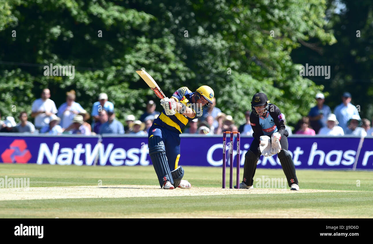Colin ingram cricketer hi-res stock photography and images - Alamy