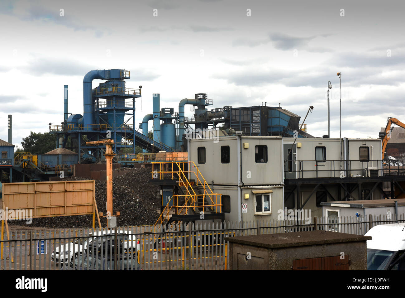 Sims metal management hi-res stock photography and images - Alamy