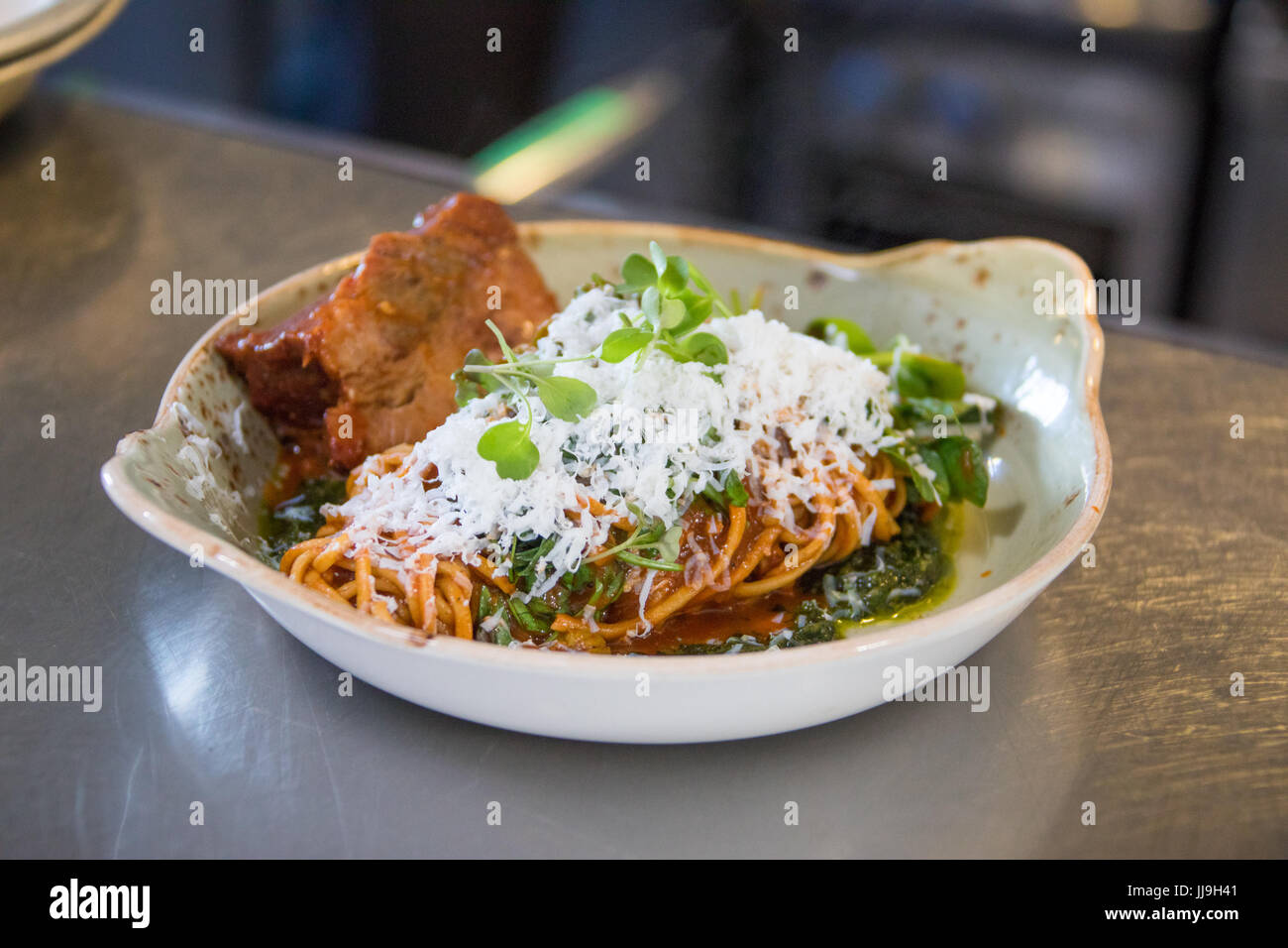 Hand-made Peppercorn Spaghetti, Nomad Restaurant, Vancouver, Canada ...
