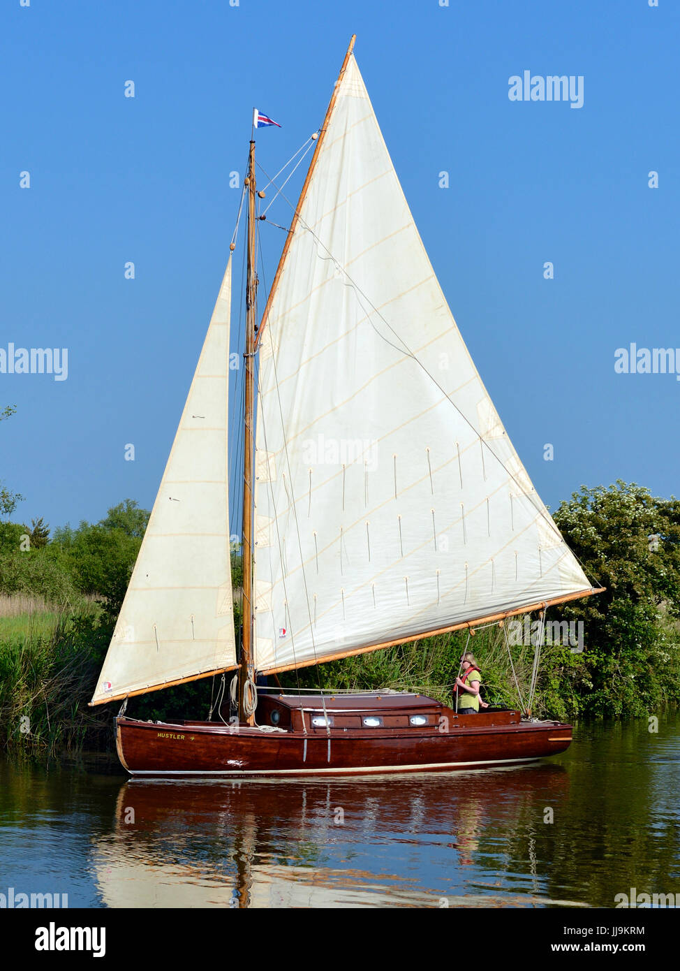 'Hustler 4' single cabin gaff sloop sailing boat on the River Ant at ...