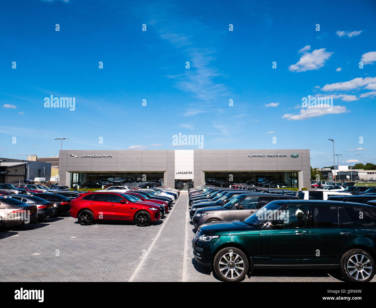 Jaguar landrover car hi-res stock photography and images - Alamy