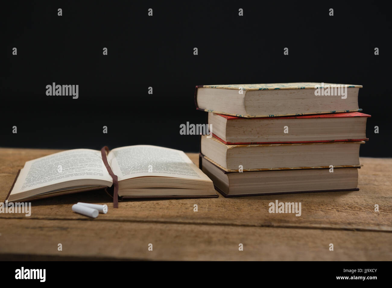 Close up books hi-res stock photography and images - Alamy