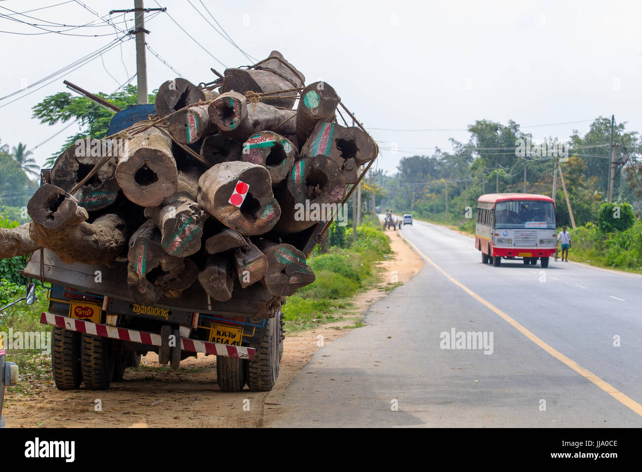 Indian truck hi-res stock photography and images - Alamy